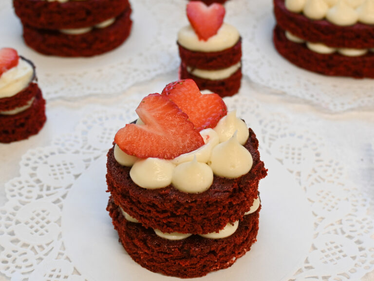 Red Velvet Mini Cakes - Prairie Farms Dairy, Inc.